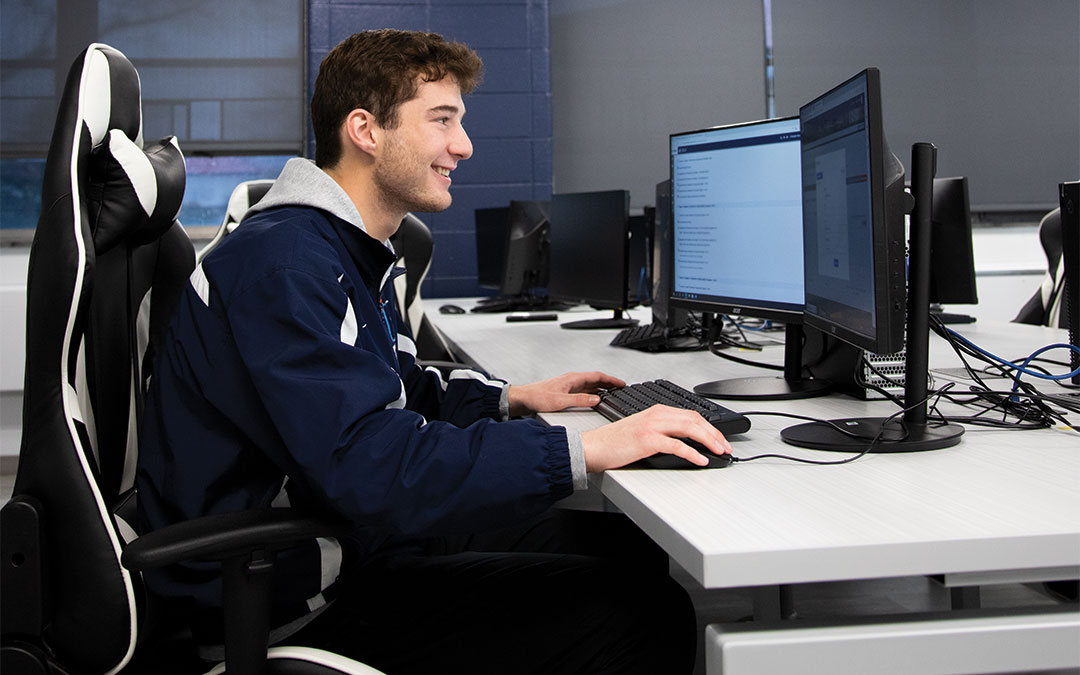 Students Explore, Experiment & Learn in New Applied Technology Lab ...